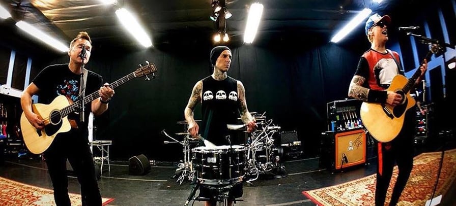 Blink-182: 15 anos após lançamento, banda toca Blink-182: 15 anos após lançamento, banda toca