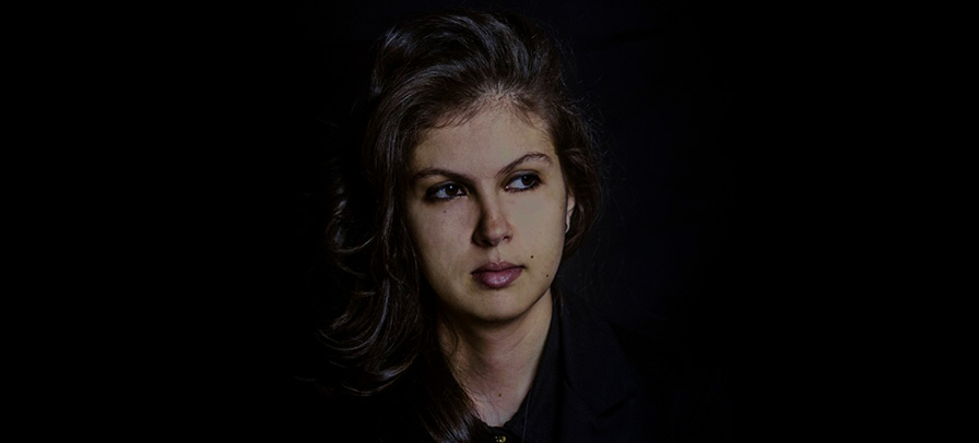 Sarah Abdala expõe crise migratória em novo single com memórias de ...