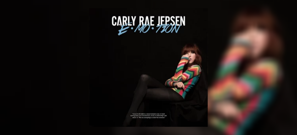 'E•MO•TION', de Carly Rae Jepsen, completa cinco anos como um dos ...