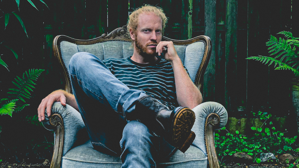 Descubra a jornada de Jono McCleery em ‘Here I Am and There You Are ...