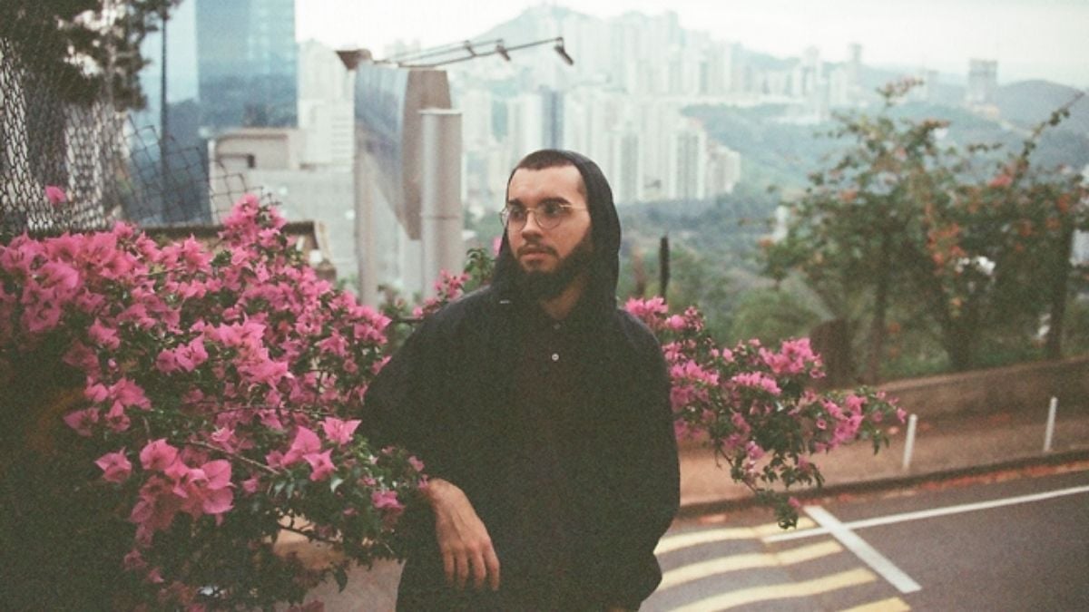 Descubra 'Magenta’, de Laso, que explora o amor e a essência visceral ...