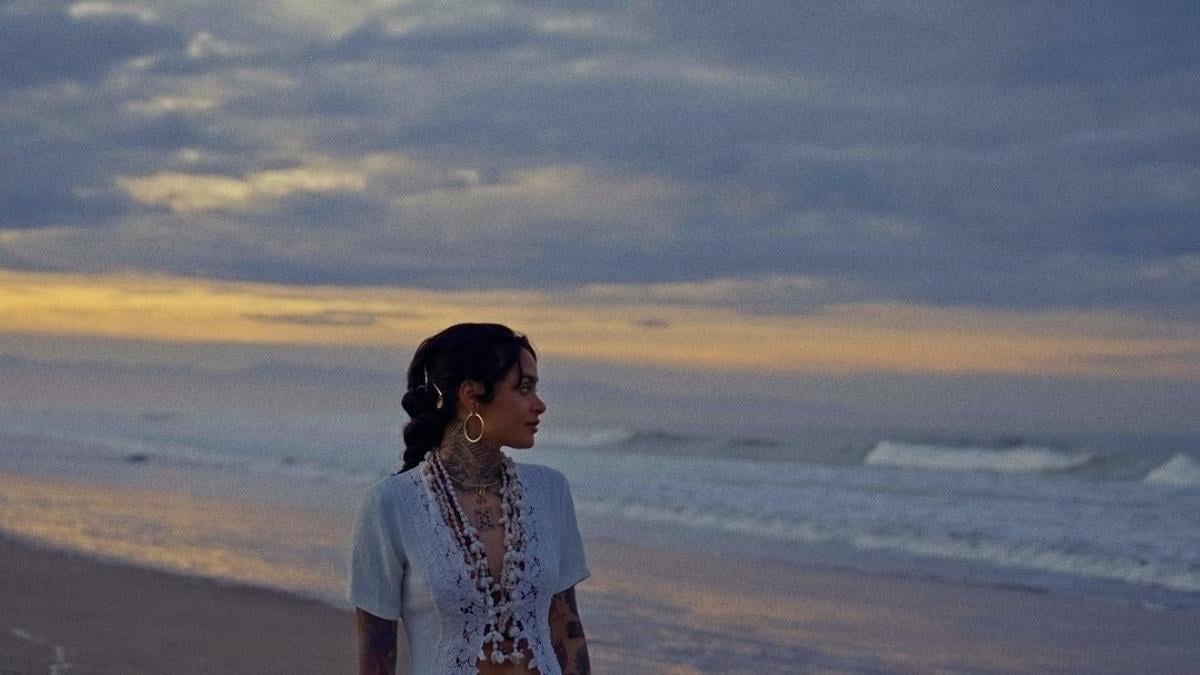 Kehlani percorre uma jornada de espiritualidade e autodescobrimento em ...
