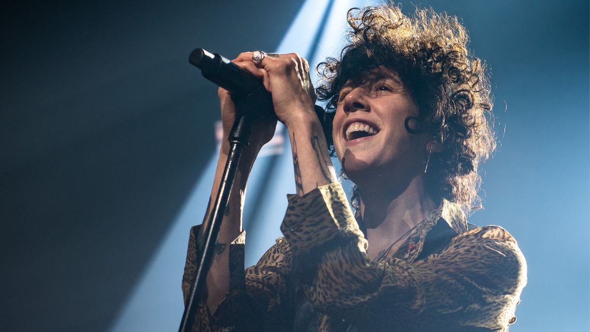 LP retorna à São Paulo e encanta o público com show impecável; veja ...