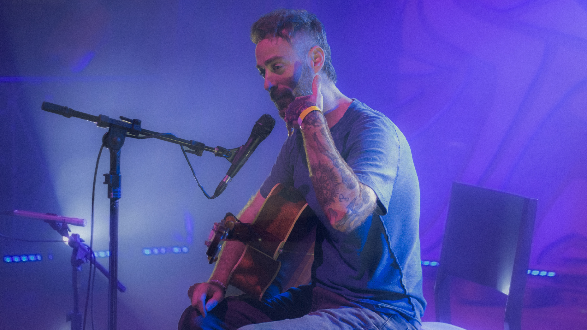 Owen entrega show intimista em sua primeira passagem pelo Brasil | Mad ...