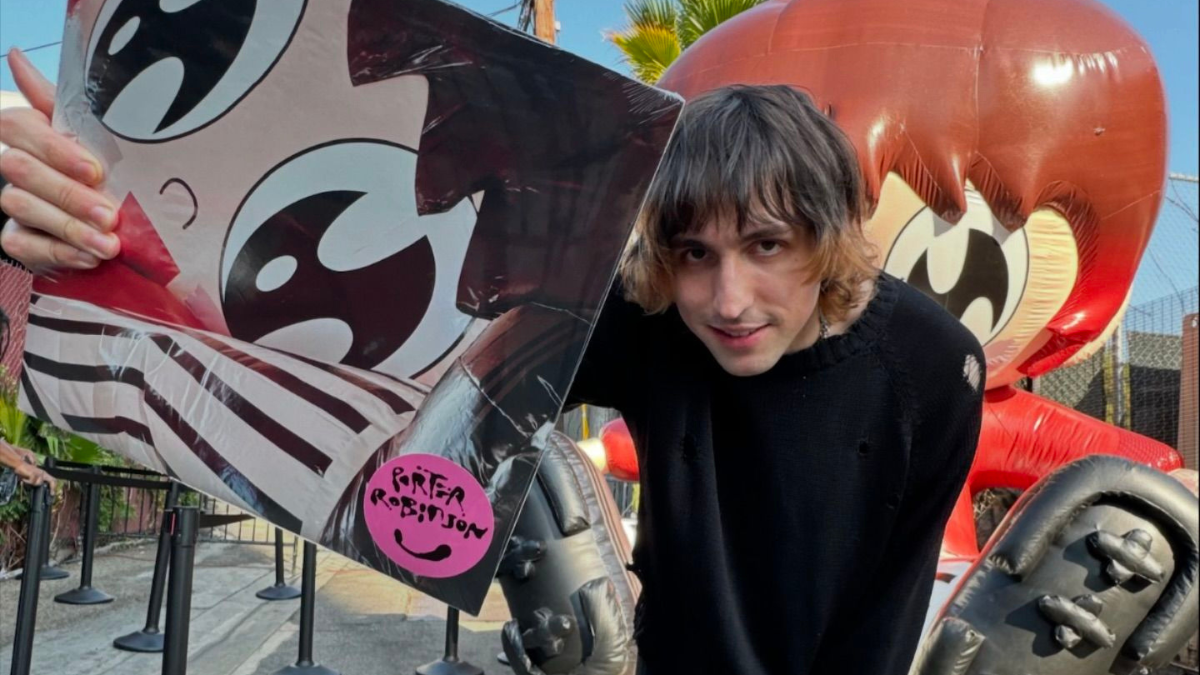 Porter Robinson convida a diversão em seu novo álbum 'SMILE :D' | Mad Sound