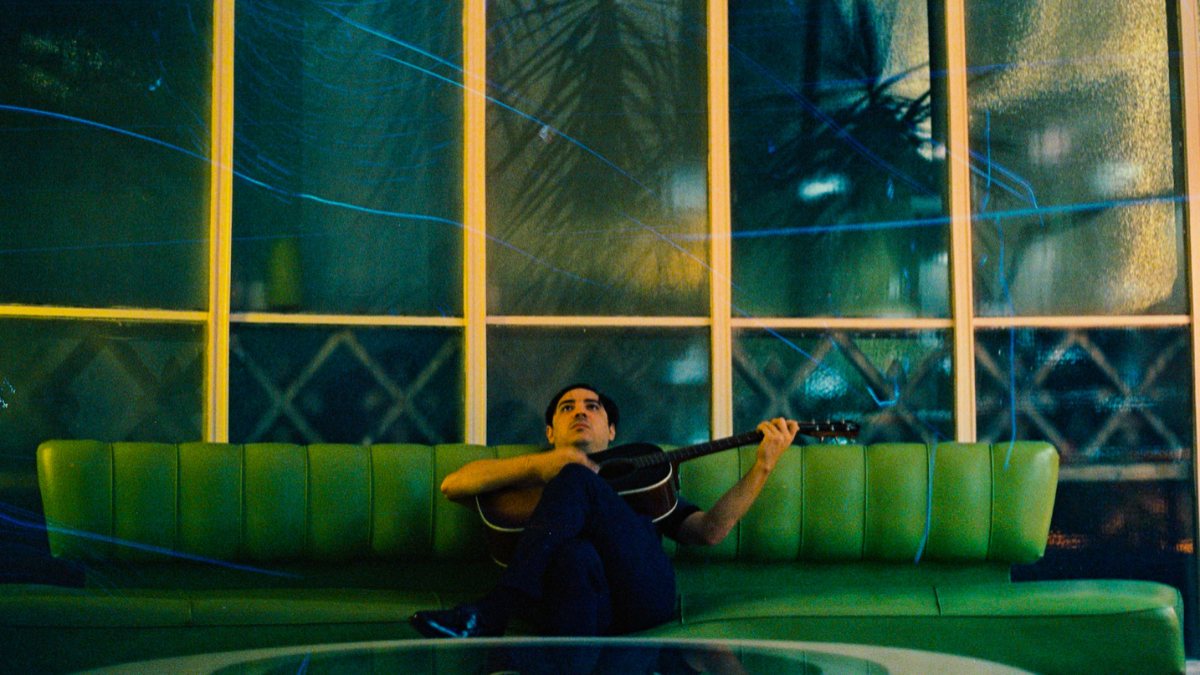 Entrevista: Apeles fala sobre o processo e os significados do novo ...